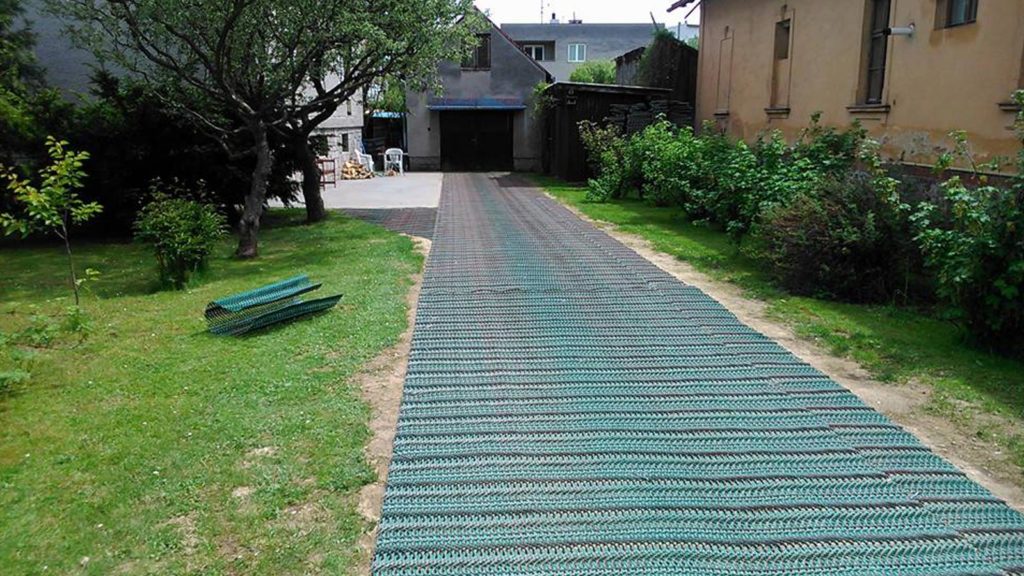 Grass/Turf Reinforcement Mesh (TR-Flex) - Mesh4